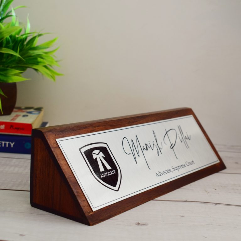 Aesthetic Teak Wood Desk Name Plate (Silver) - Corporate Office ...